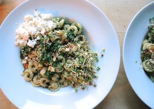 Frühlings-Brennesselpasta – nettle pasta for spring – kuechenkitchen